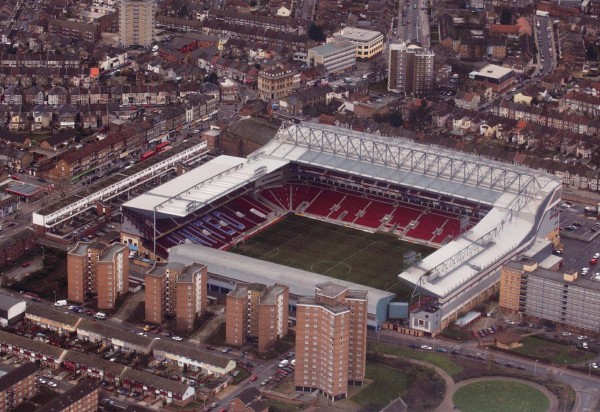 Boleyn Ground (Upton Park) – Stadiony.net